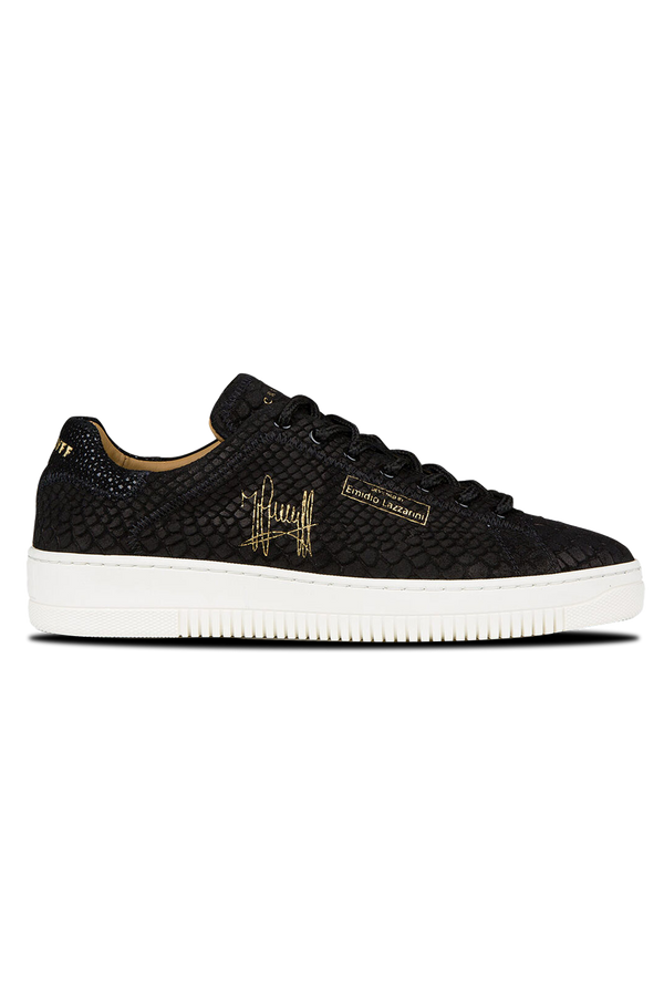 Footwear – Crossover International